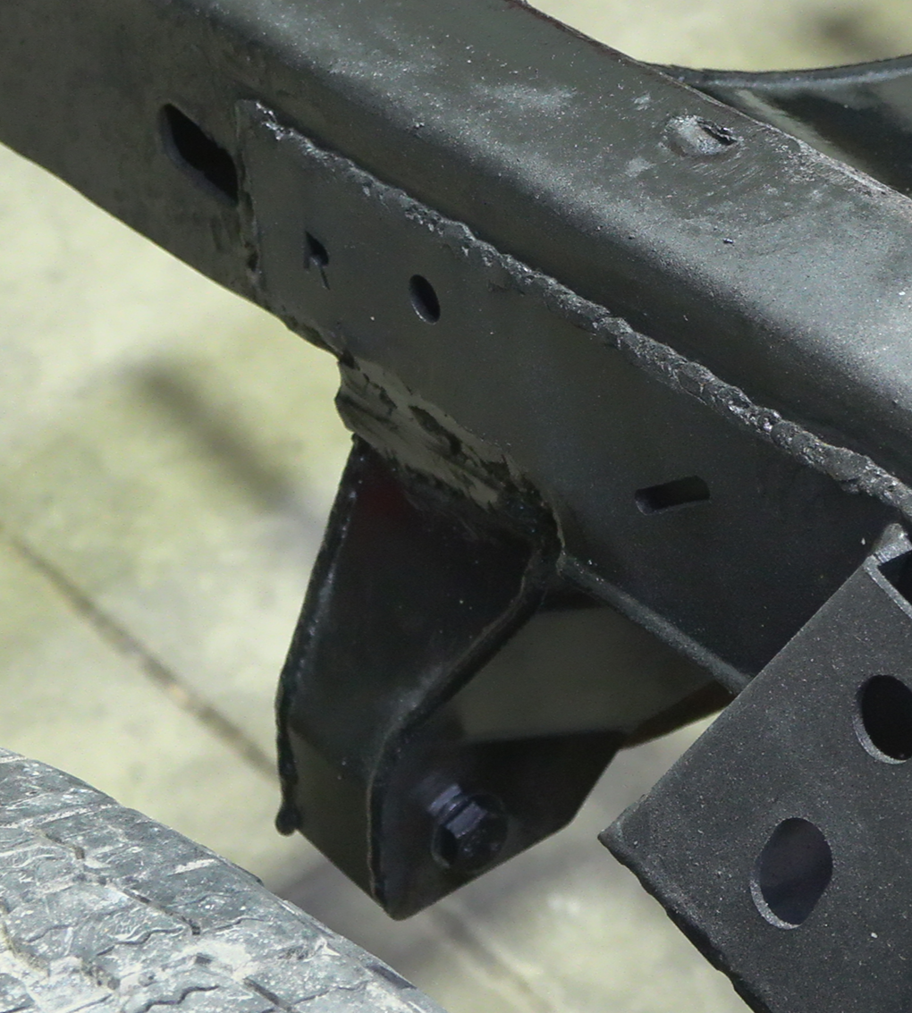 Rust Buster Track Bar Crossmember For 1996-2002 Toyota 4Runner RB8416